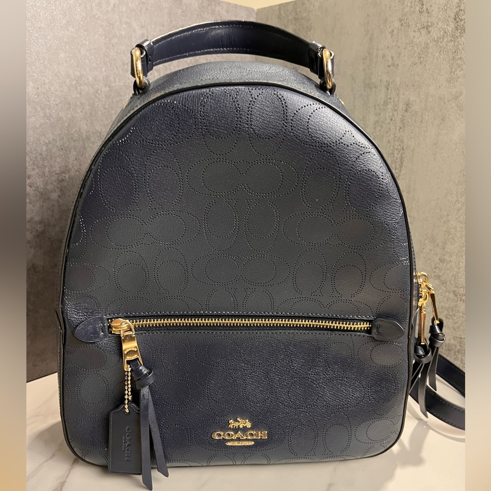 Coach Jordyn Backpack In Signature Leather Midnight - Gem